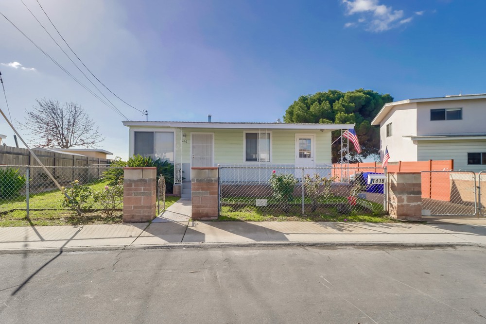 1416 Burton St | Rancho Photos
